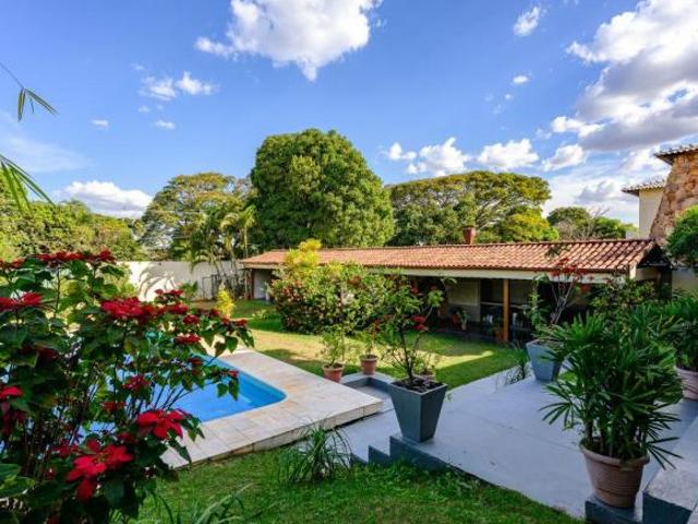 Lago Norte | SHIN QL 2 | casa | 4 quartos | 2 suítes | piscina