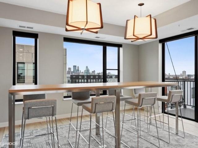 Lago Apartments 2 Bedroom Apartment for Rent at 500 W Lake St, Minneapolis, MN 55408 Lyn Lake