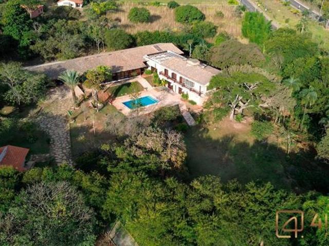 LAGO SUL SHIS QI 28 CASA COM 10.800M² DE TERRENO 5 SUÍTES