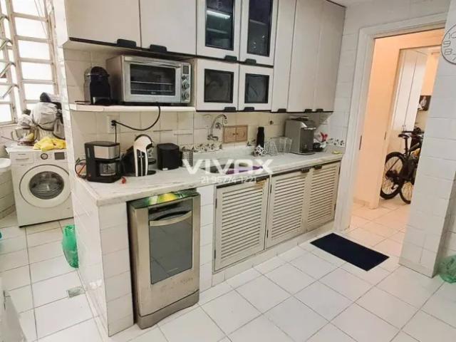 LAGOA Avenida Henrique Dodsworth 3 Quartos 1 Suíte 3 Banheiro | Agende sua visita