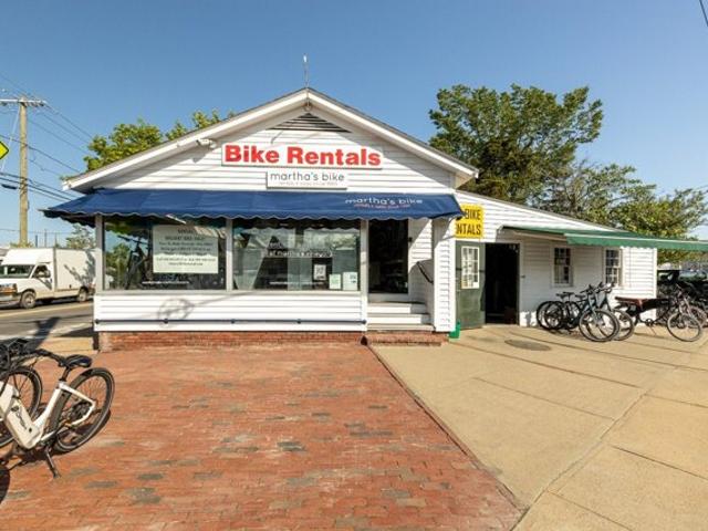 Lagoon Pond Rd, Vineyard Haven, Home For Sale