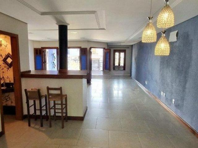 LAGOS:LINDA E AMP LA CASA FRENTE A PRAÇA COM 186,61M2 DE MUITO CONFORTO