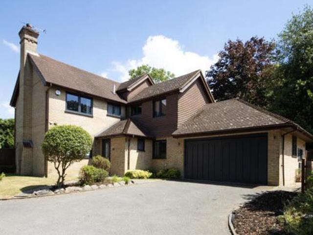 Lahaina, Linden Chase, 6 Bedroom Detached