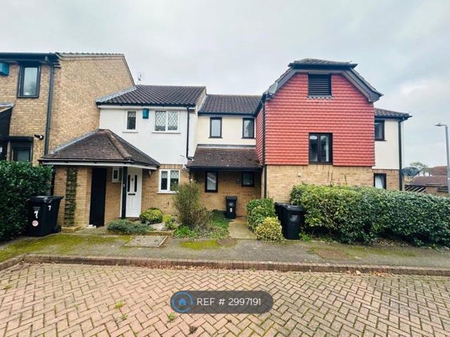 Laindon, Basildon SS15, 1 bed flat to rent, £1,200 pcm | PrimeLocation