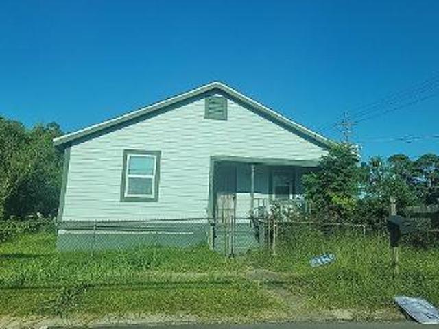 Laine Ave