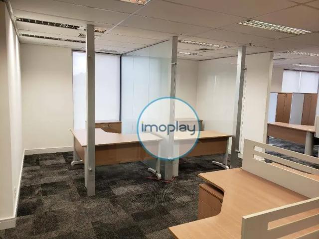 Laje Comercial com mobilia Marginal Pinheiros Brooklin
