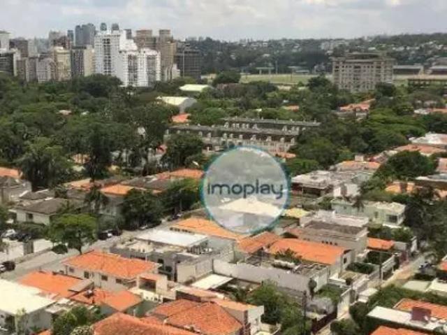 Laje comercial em Pinheiros ao lado da Av. Brg. Faria Lima com 220,00 m² de área útil e 02 vagas de
