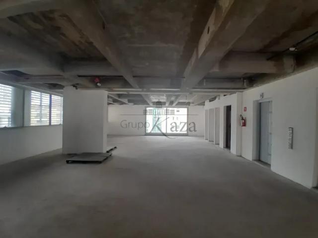 Laje Comercial Jardins 325m² Recepção 24 horas