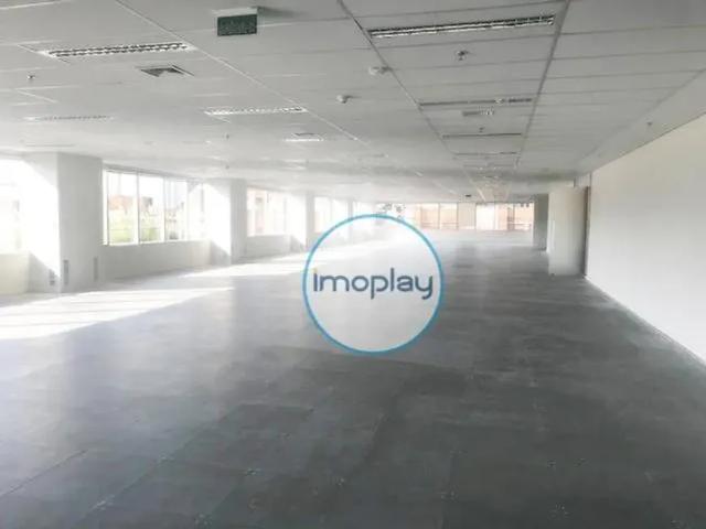 Laje comercial no Brooklin 1520 m² de área útil e 36 vagas
