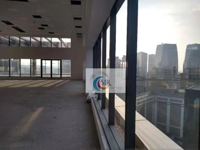 Laje corporativa com 690,00m² com 20 vaga de garagem A, pré certificação LEED/ Green Building