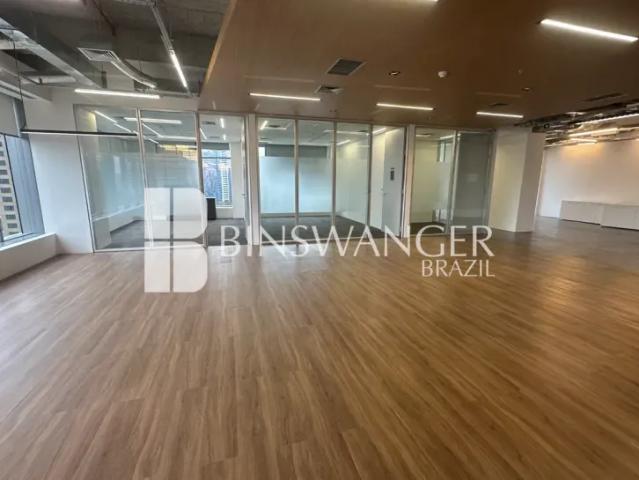Laje corporativa para locação no Edifício Torre Z – Av. Dr. Chucri Zaidan, 296 – Vila Cordeiro / Bro