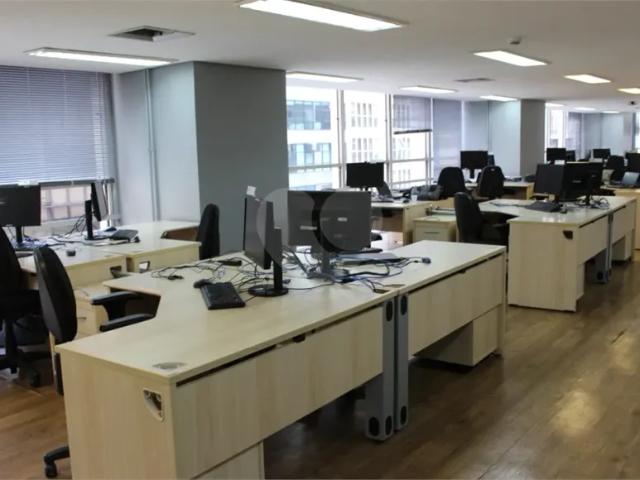 Lajes Corporativas para locação em Centro SP