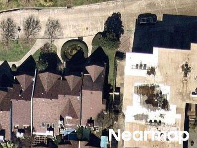 Lake Marina Ave Apt 116