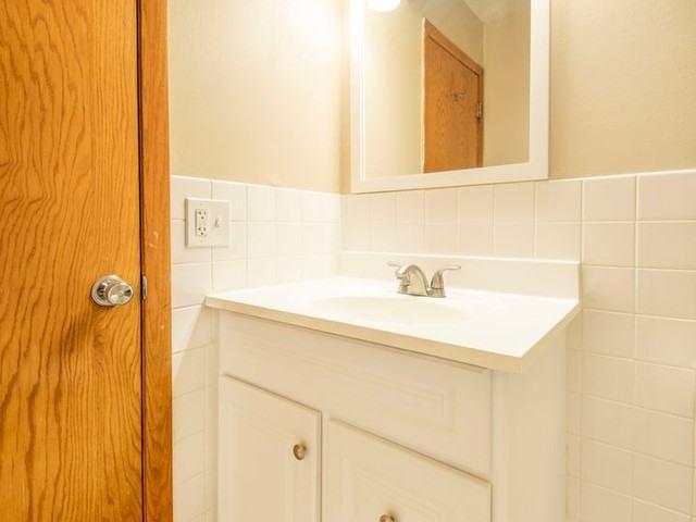 Lake Orono Estates 2 Bedroom Apartment for Rent at 18594 Gary St Nw, Elk River, MN 55330