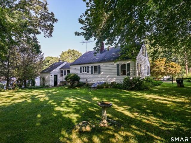Lake Ave, Trumbull, Home For Sale