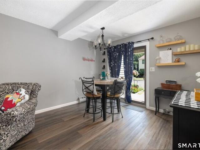 Lake Ave Apt,bristol, Home For Sale