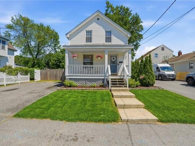 Lake Ave, Barrington, Home For Sale