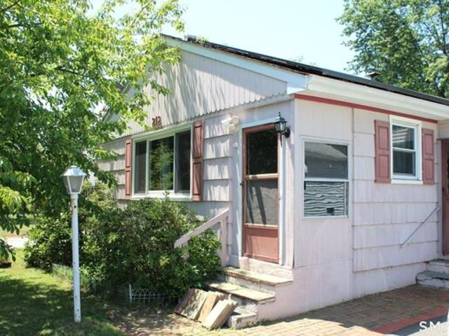 Lake Ave, Bristol, Home For Sale