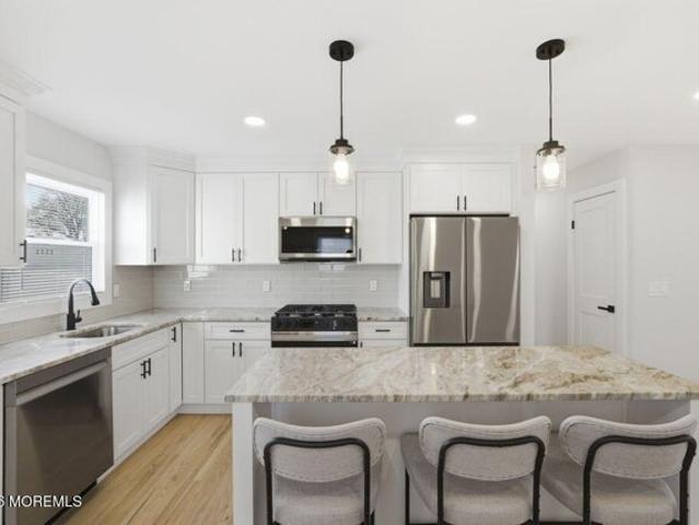 Lake Ave, Colonia, Home For Sale