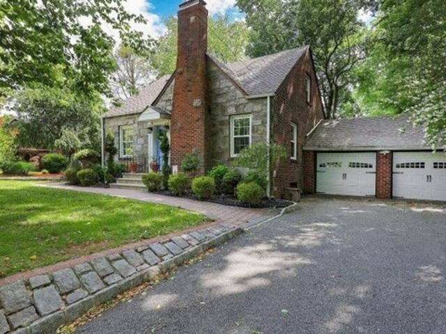 Lake Ave, Scotch Plains, Home For Sale