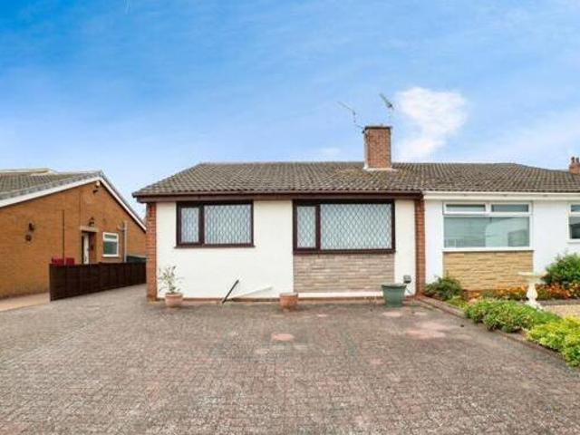 Lake Avenue, Loscoe, 2 Bedroom Semi detached