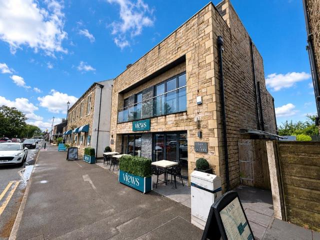Lake Bank, Greater Manchester OL15 1 bed duplex to rent £1,050 pcm £242 pw