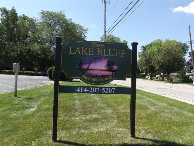 Lake Bluff Apartment Homes 2 Bedroom Apartment for Rent at 3344 Marina Rd, South Milwaukee, WI 53172