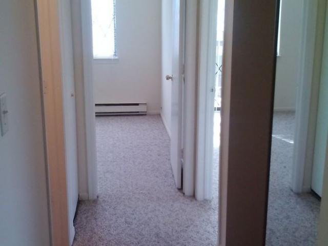 Lake Bluff Apartment Homes 2 Bedroom Apartment for Rent at 3344 Marina Rd, South Milwaukee, WI 53172