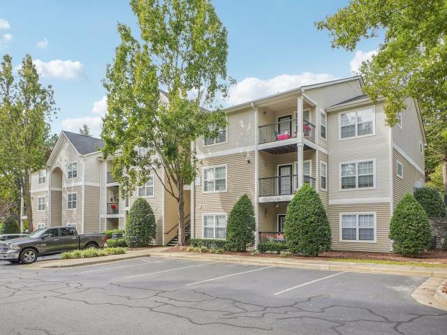 Lake Cameron 3 Bedroom Apartment for Rent at 1000 Cameron Woods Dr, Apex, NC 27523