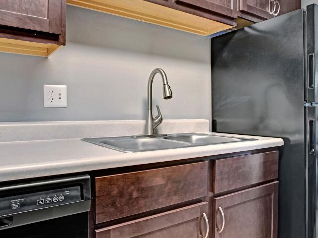 Lake Castleton 1 Bedroom Apartment for Rent at 7601 Carlton Arms Dr, Indianapolis, IN 46256 I69 Fall Creek