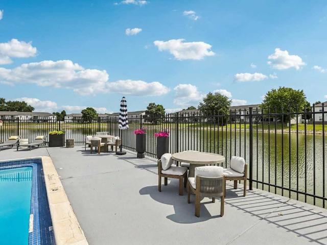 Lake Castleton Apartments 1 Bedroom Apartment for Rent at 7601 Carlton Arms Dr, Indianapolis, IN 46256 I69 Fall Creek