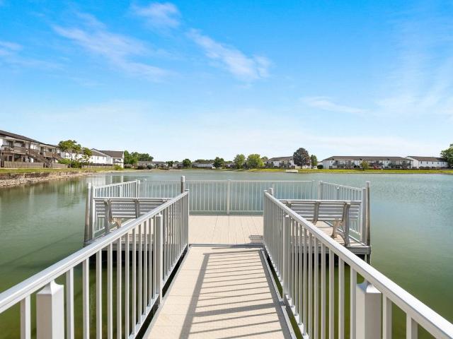 Lake Castleton Apartments 2 Bedroom Apartment for Rent at 7601 Carlton Arms Dr, Indianapolis, IN 46256 I69 Fall Creek