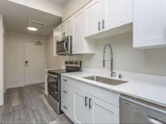 Lake Chalet 2 Bed 1 Bath