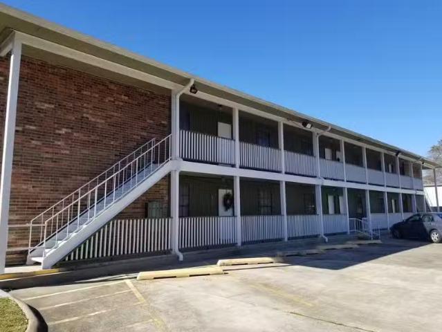 Lake Charles, LA Unit $695.00 615 6Th St