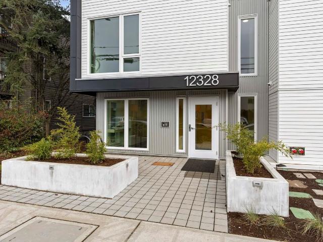 Lake City Lofts Studio Apartment for Rent at 12328 33rd Ave Ne, Seattle, WA 98125 Lake City