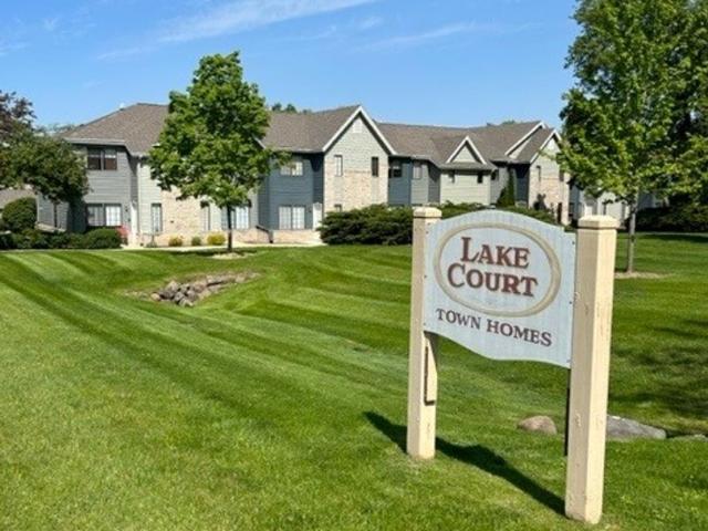 Lake Court Apartments