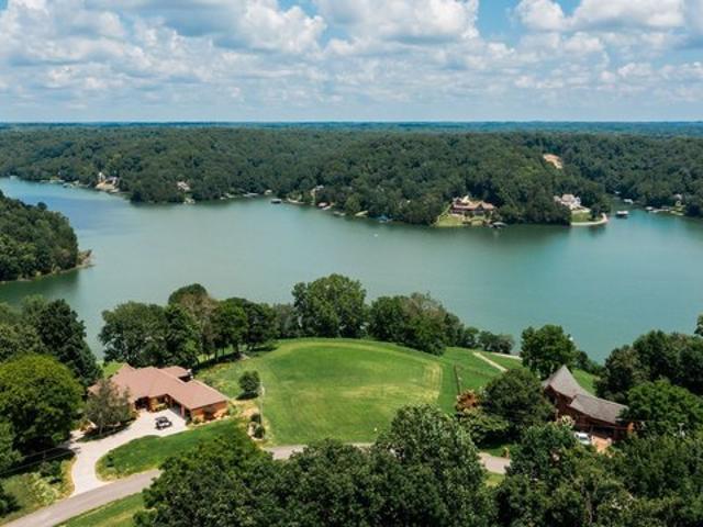 Lake Court Dr, Lynchburg, TN 37352