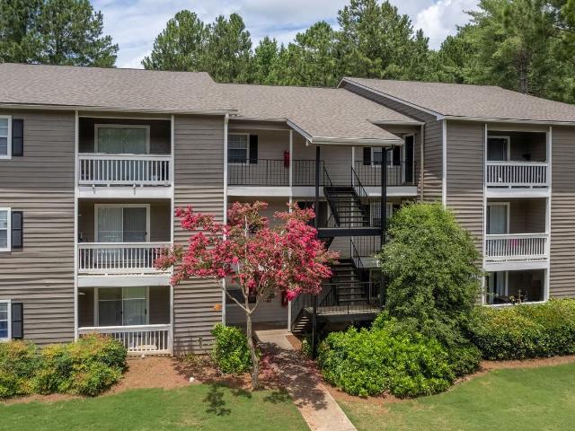 Lake Crossing Apartment Homes 3 Bedroom Apartment for Rent at 1325 Riverside Pkwy, Austell, GA 30168