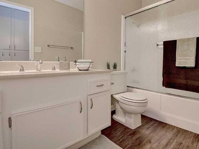 LAKE DIANNE 1 Bedroom Apartment for Rent at 750 Parkcenter Dr, Santa Ana, CA 92705 Cabrillo Park
