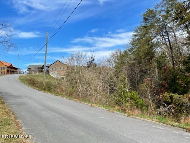 Lake Dr, Sevierville, TN 37876 | MLS #1273 | Compass