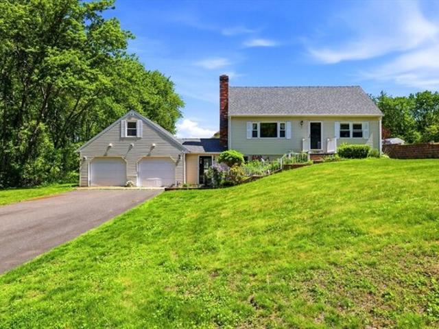 Lake Dr, Wilbraham, Home For Sale