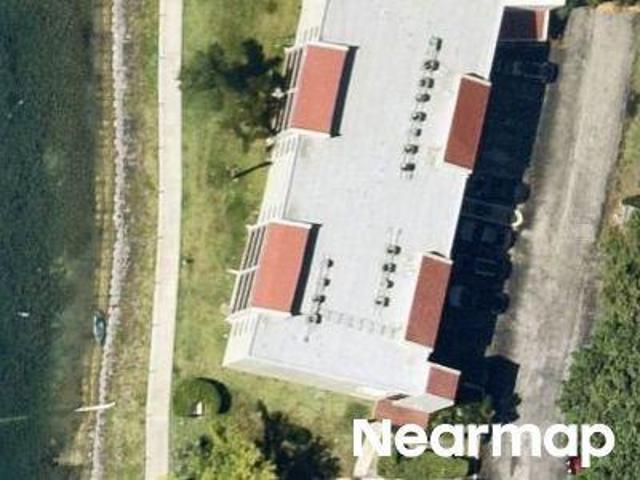 Lake Emerald Dr Apt 102