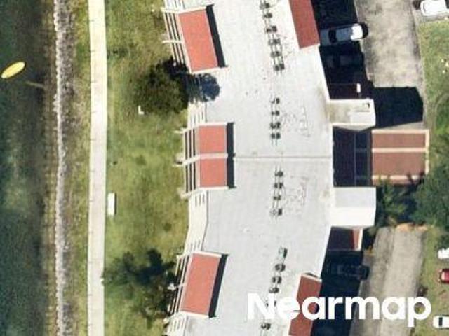 Lake Emerald Dr Apt