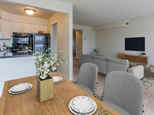 Lake Forest Apartment Homes 1 Bedroom Apartment for Rent at 3235 Soft Water Lake Dr Ne, Grand Rapids, MI 49525 Creston