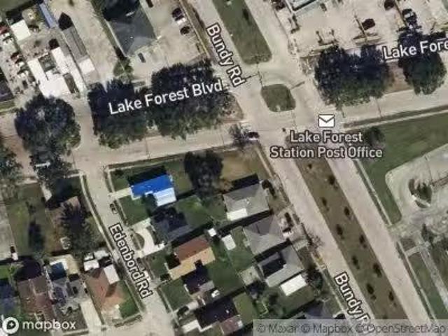 Lake Forest Blvd