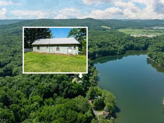 Lake Grinnell Ln, Sparta, Home For Sale