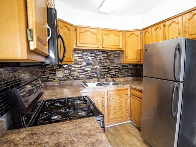 Lake Harriet Commons 2 Bedroom Apartment for Rent at 4408 Chowen Ave S, Minneapolis, MN 55410 Linden Hills
