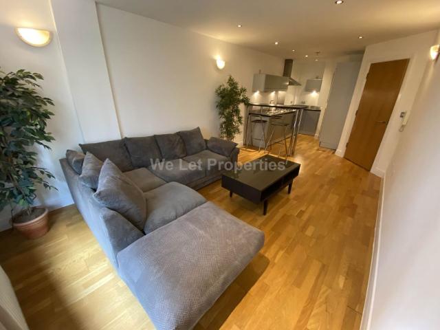 Lake House, Castlefield Locks M15, 1 bed flat to rent, £1,000 pcm | PrimeLocation