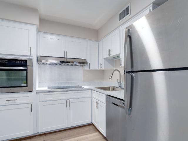 Lake Lucerne Towers 2 Bedroom Apartment for Rent at 20 W Lucerne Cir, Orlando, FL 32801 South Orange