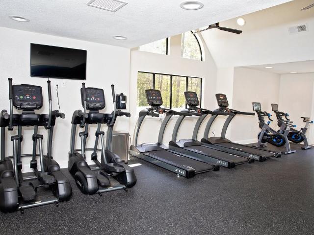 Lake Lynn Reserve Apartments 2 Bedroom Apartment for Rent at 650 Lake Front Dr, Raleigh, NC 27613